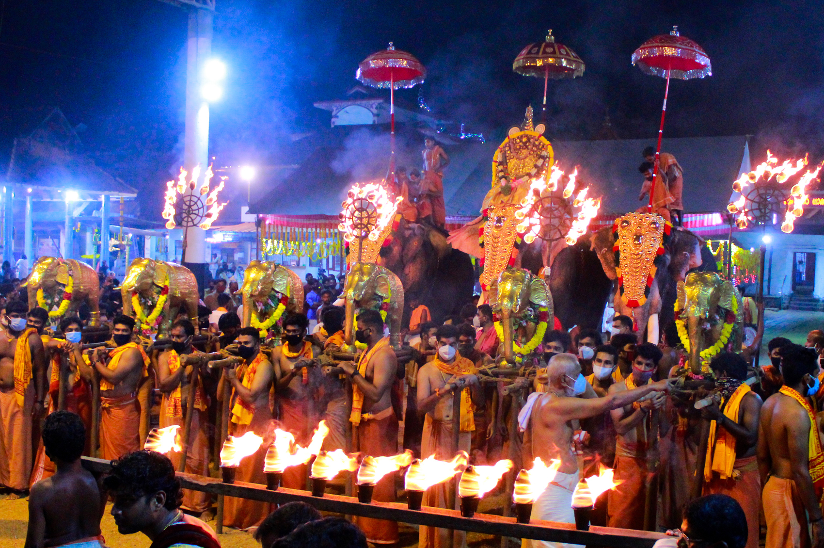 ETTUMANOOR SREE MAHADEVA TEMPLE, ETTUMANOOR PO, KOTTAYAM, KERALA-686631